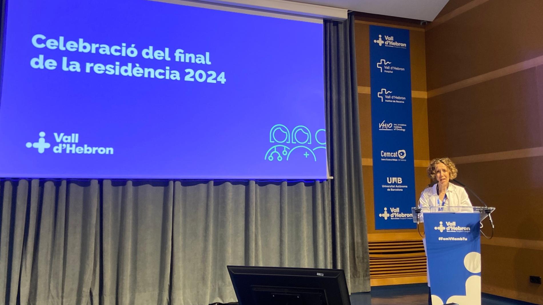 Vall d'Hebron celebra un acto de despedida de cerca de 50 residentes de ...